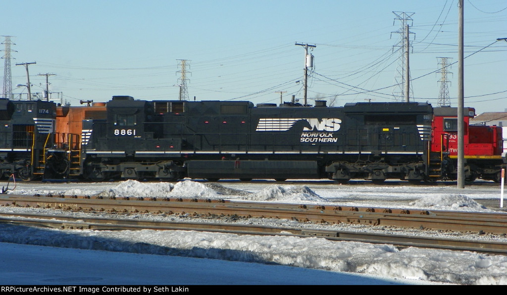 NS 8861